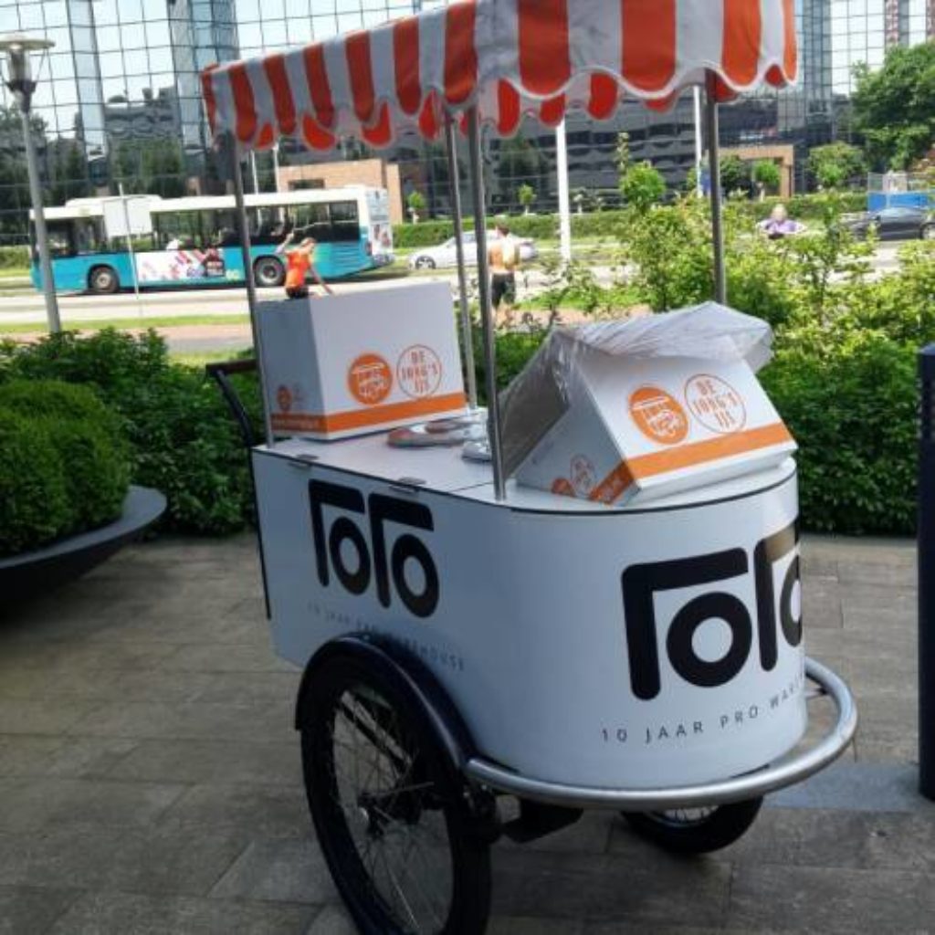 IJskar met logo huren - De Jong's IJs