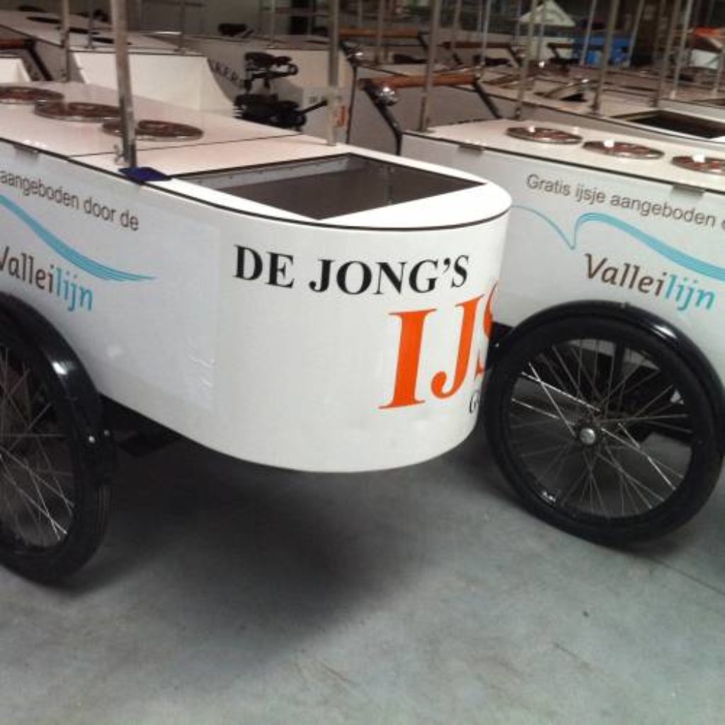 IJskar met logo huren - De Jong's IJs
