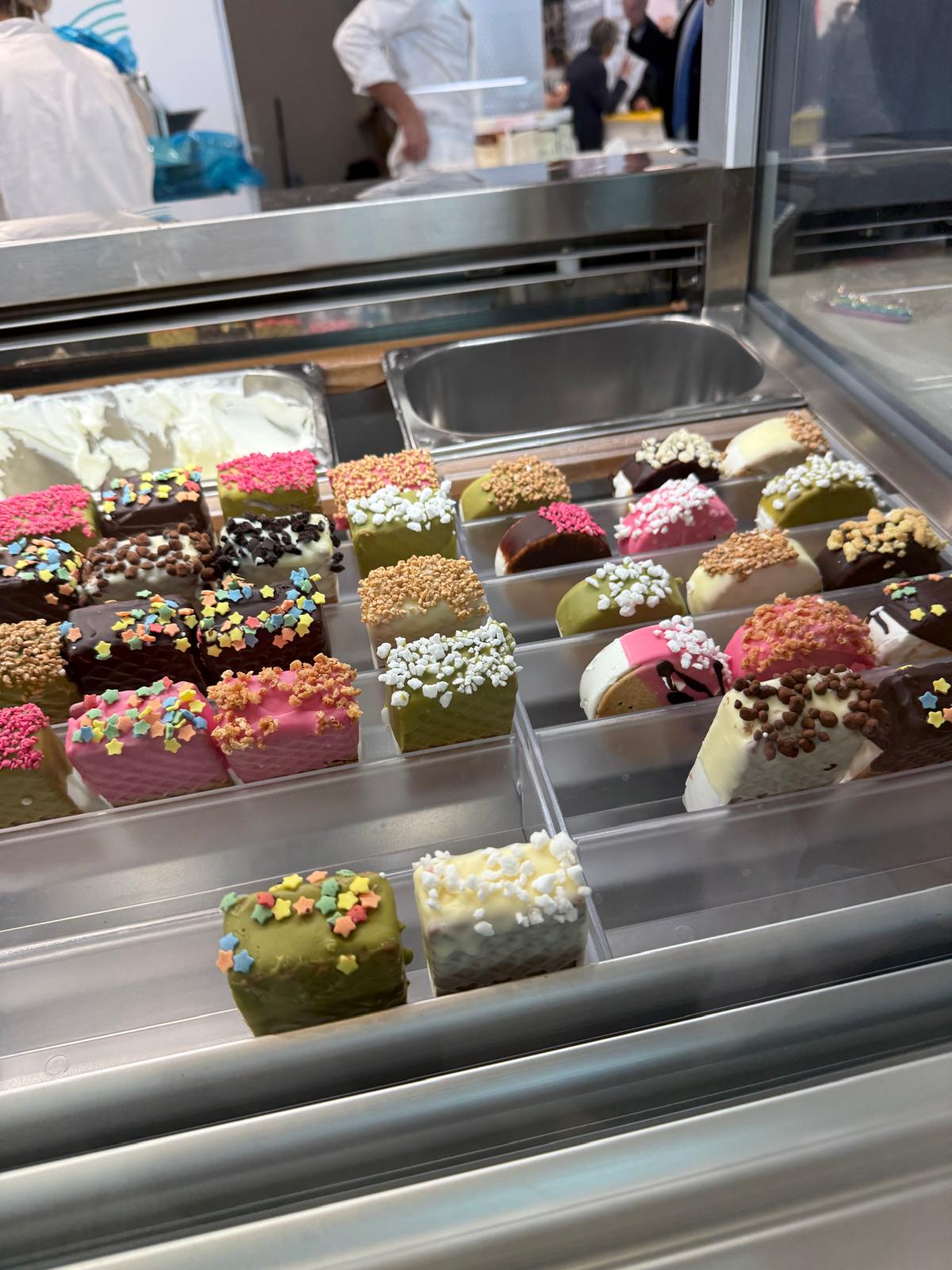 The 8 ice-cream trends for 2025 - De Jongs IJs
